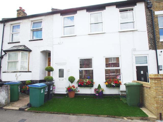 House terraced for Rent in WD17 | Foxtons