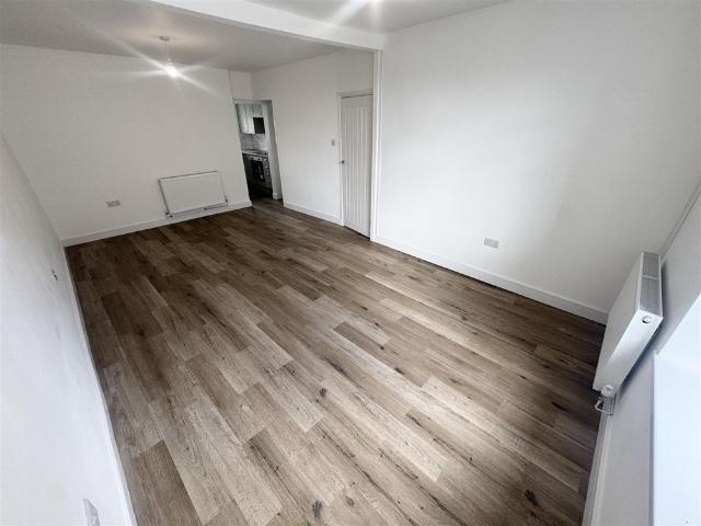 House Terraced For Rent Maesyffynon Terrace, Tonypandy