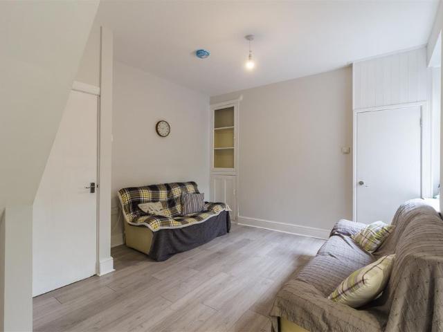 House Terraced For Rent Meadow Street, Pontypridd