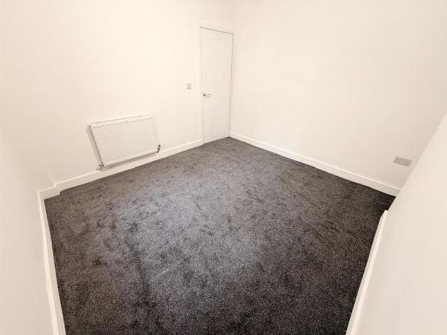 House Terraced For Rent Pentreguinea Road, Swansea