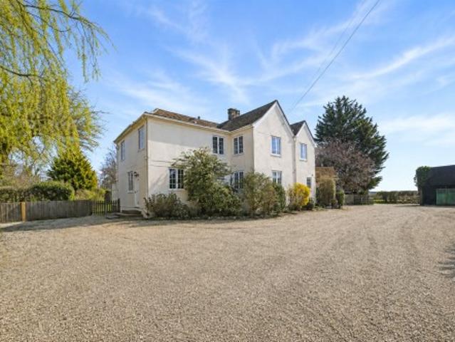 House to let with 5 bedrooms in Nr Old Harlow, Essex