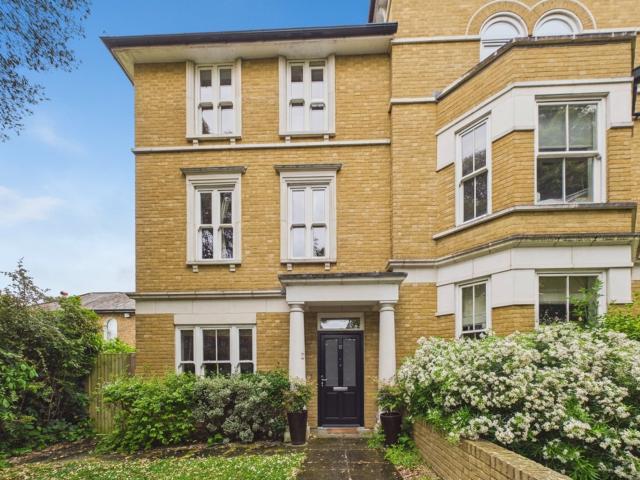 House to Rent in Maidenhead Folly Hill Gardens PML170097