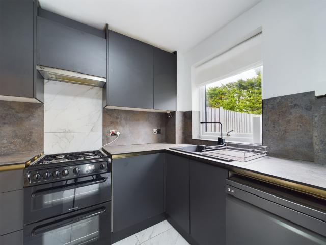 House to Rent in Maidenhead Heywood Avenue PML240236