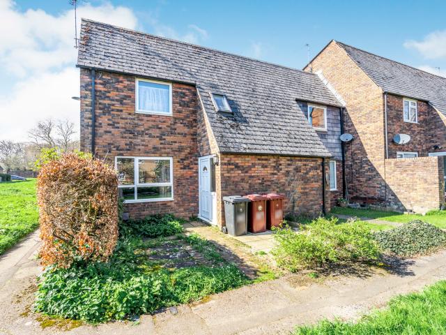 House to rent in Maplehurst Road, Chichester, West Sussex, PO19 | Leaders