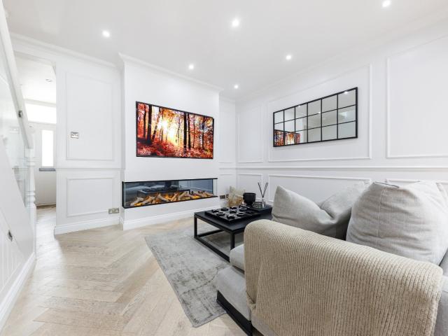 house to rent in Millais Road, Enfield, London, EN1