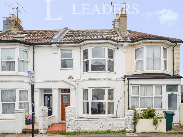 House to rent in Montgomery Street, Hove, BN3 | Leaders