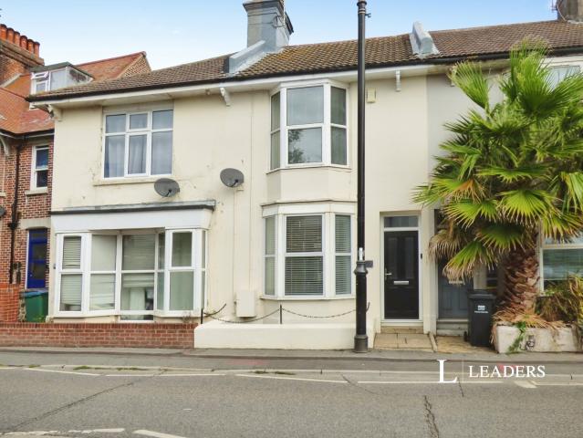 House to rent in New Road, Littlehampton, West Sussex, BN17 | Leaders