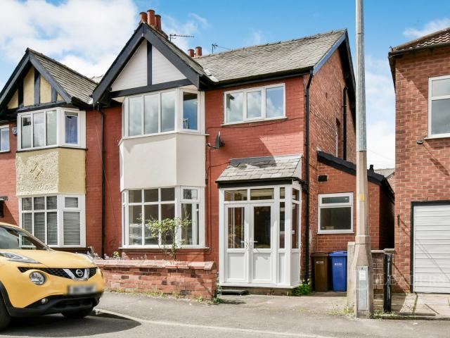 House to rent in Newboult Road, Cheadle, Greater Manchester, SK8 | Leaders