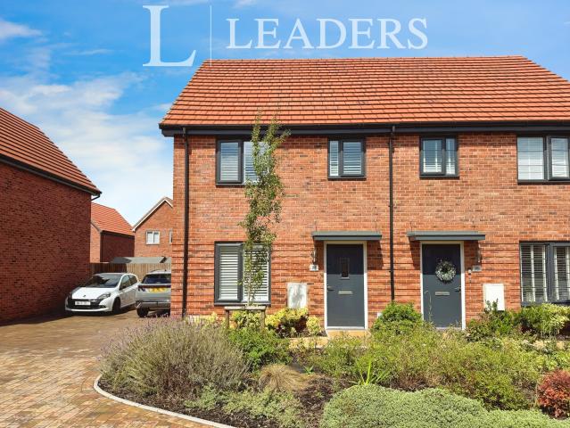 House to rent in Oak Tree Drive, Trimley St. Martin, Felixstowe, IP11 | Leaders
