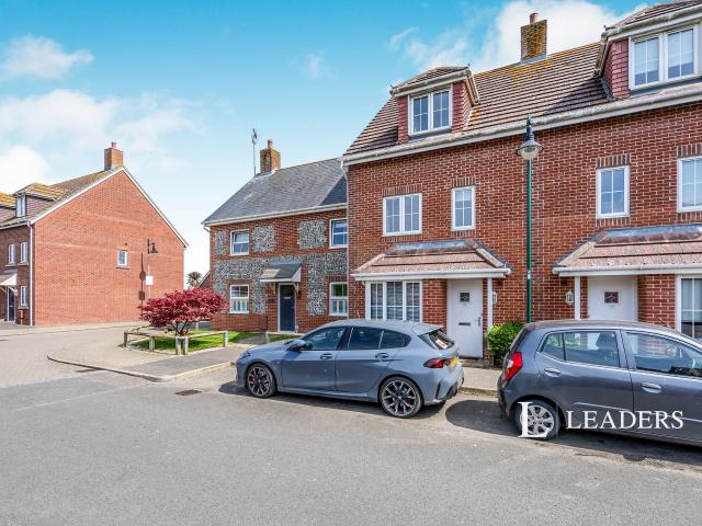 House to rent in Osborne Way, Bognor Regis, PO21 | Leaders