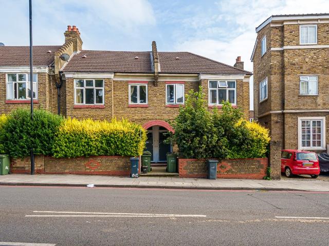 house to rent in Ambleside Gardens, Streatham, London, SW16