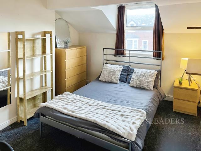 House to rent in Booth Avenue, Manchester, Greater Manchester, M14 | Leaders