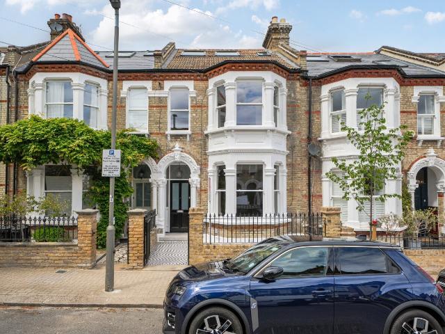 house to rent in Boundaries Road, Balham, London, SW12