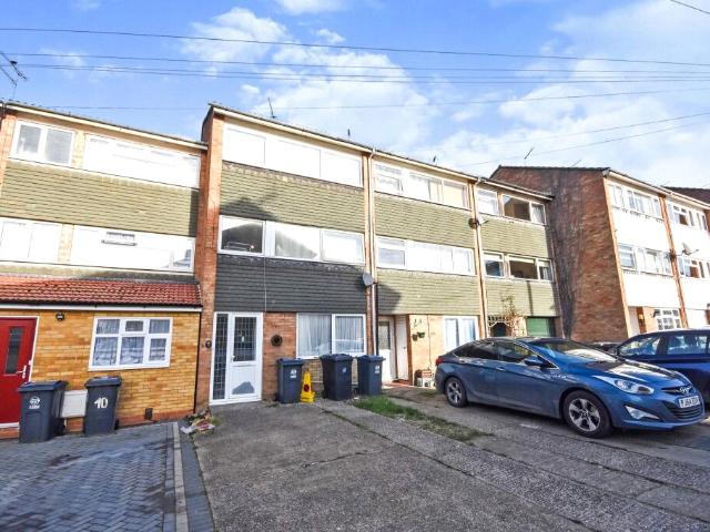 House to rent in Boyd Close, Bishops Stortford, CM23 | Leaders