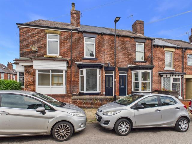 house to rent in Carrington Road, Sheffield