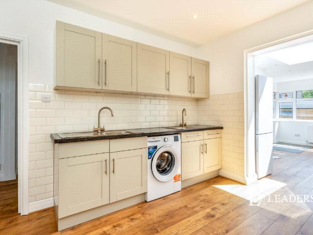 House to rent in Central Avenue, Bognor Regis, West Sussex, PO21 | Leaders