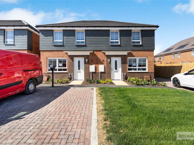 House to rent in Chaffinch Gardens, Yapton, Arundel, West Sussex, BN18 | Leaders