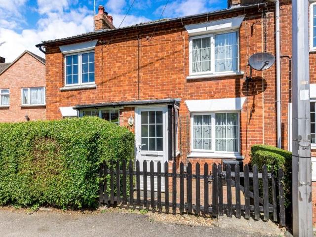 House to rent in Chapel Street, Woburn Sands, Milton Keynes, Buckinghamshire, MK17 | Leaders
