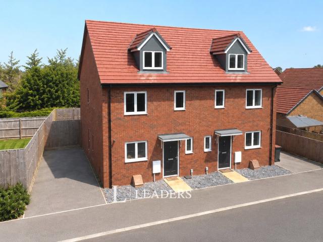 House to rent in Clavell Close, Tattenhoe Park, Milton Keynes, MK4 | Leaders