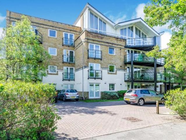 House to rent in Compass Court, 42 44 Winn Road, Southampton, SO17 | Leaders