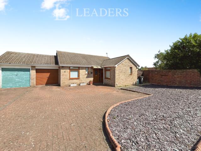 House to rent in Constable Avenue, Clacton on Sea, CO16 | Leaders