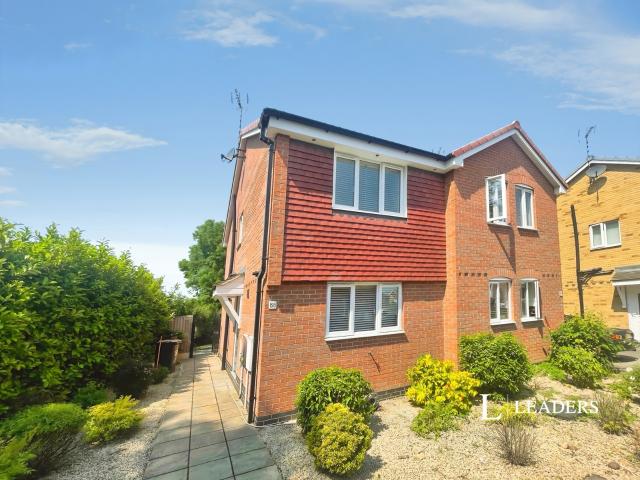 House to rent in Dunbar Close, Long Eaton, Nottingham, Derbyshire, NG10 | Leaders