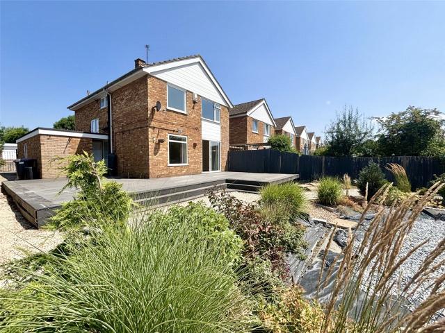 House to rent in Dart Road, Bedford, Bedfordshire, MK41 | Leaders