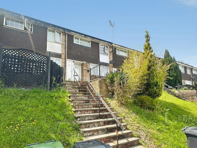 House to rent in Devon Road, Luton, Bedfordshire, LU2 | Leaders