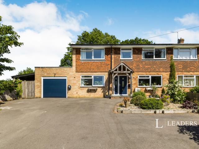 House to rent in Dirty Lane, Ashurst Wood, East Grinstead, West Sussex, RH19 | Leaders