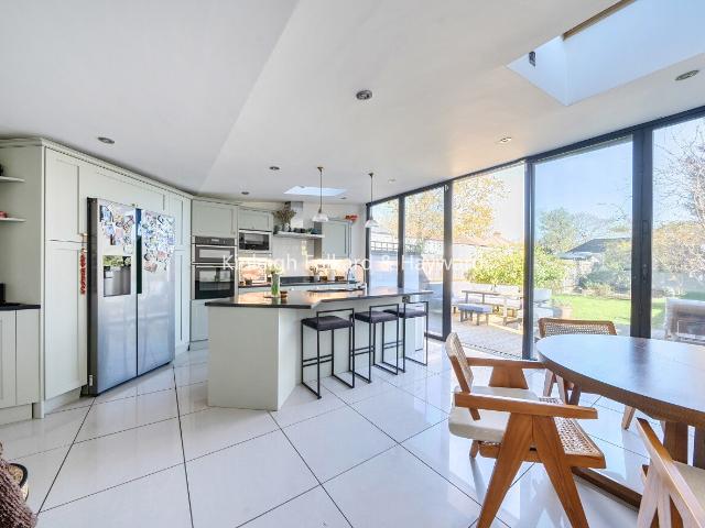 house to rent in Dorset Road, Beckenham, BR3