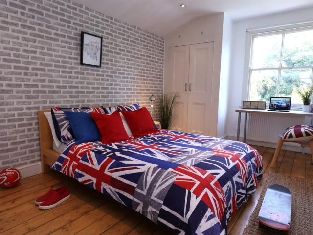 House to rent in Drakefell Road, London, SE14 | Leaders