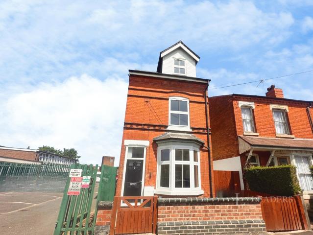 House to rent in Drayton Road, Birmingham, B14 | Leaders