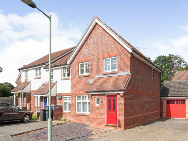 House to rent in Eastward Place, Stowmarket, IP14 | Leaders