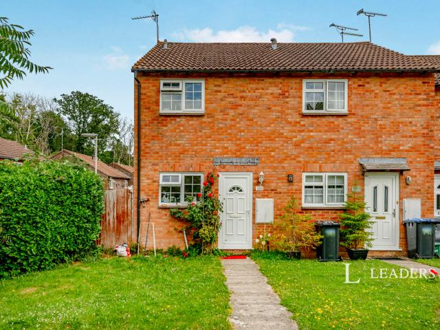 House to rent in Estcots Drive, East Grinstead, RH19 | Leaders