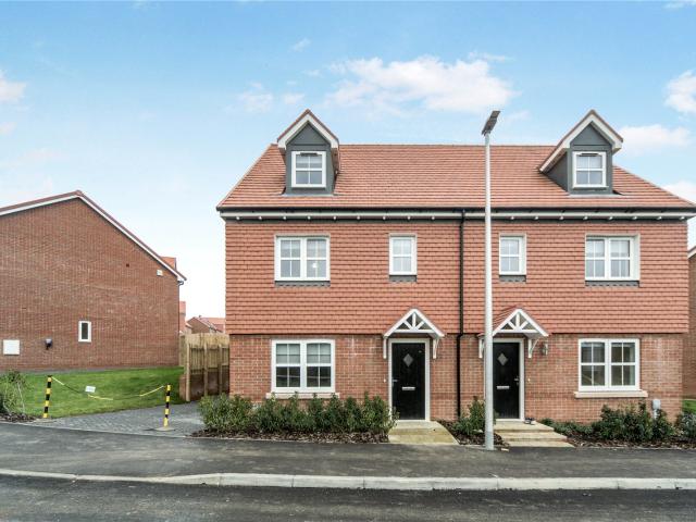 House to rent in Funnell Drive, Stone Cross, Pevensey, East Sussex, BN24 | Leaders