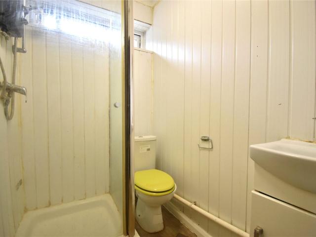 House to Rent in Farnborough Cross Street JSF250050