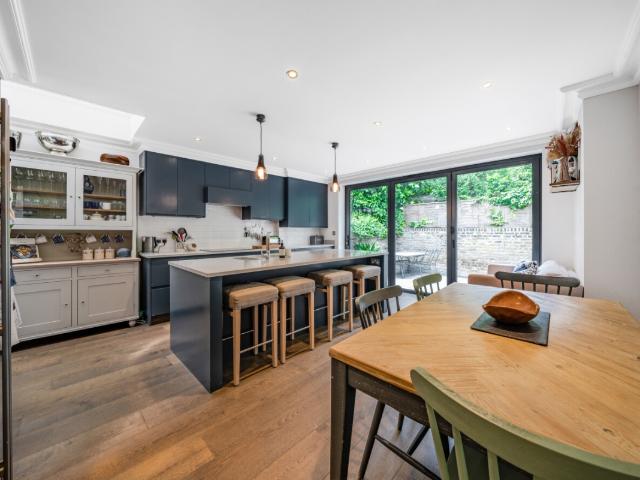 house to rent in Fontarabia Road, London, SW11