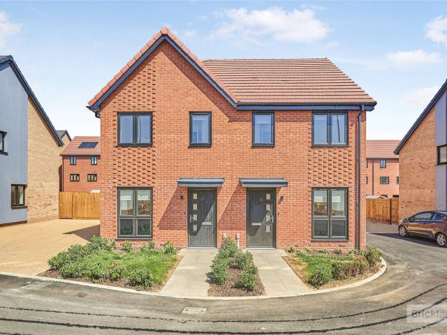 House to rent in Handscomb Way, Bishop's Stortford, Essex, CM23 | Leaders