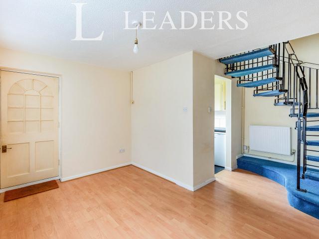 House to rent in Hedge End, Northampton, Northamptonshire, NN4 | Leaders