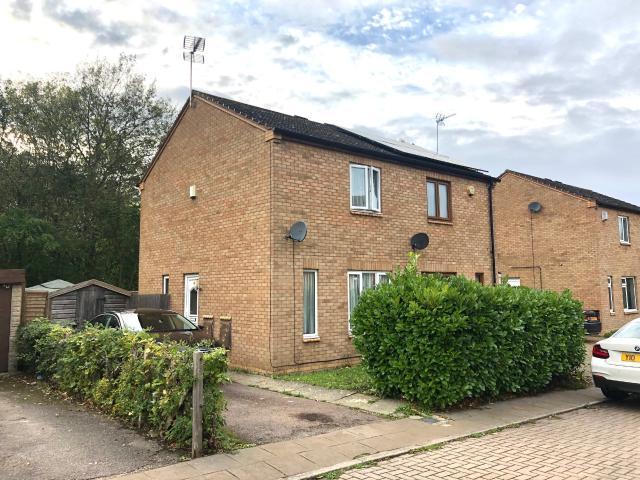 House to rent in Helston Place, Fishermead, Milton Keynes, Buckinghamshire, MK6 | Leaders