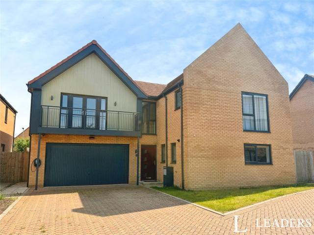 House to rent in Holmhill Drive, Felixstowe, Suffolk, IP11 | Leaders