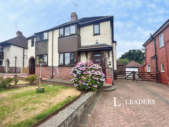 House to rent in Lincoln Avenue, Newcastle, ST5 | Leaders