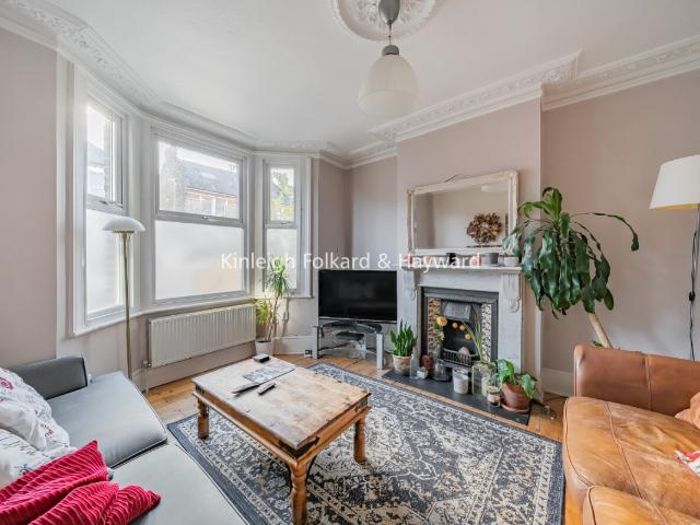 house to rent in Longley Road, London, SW17