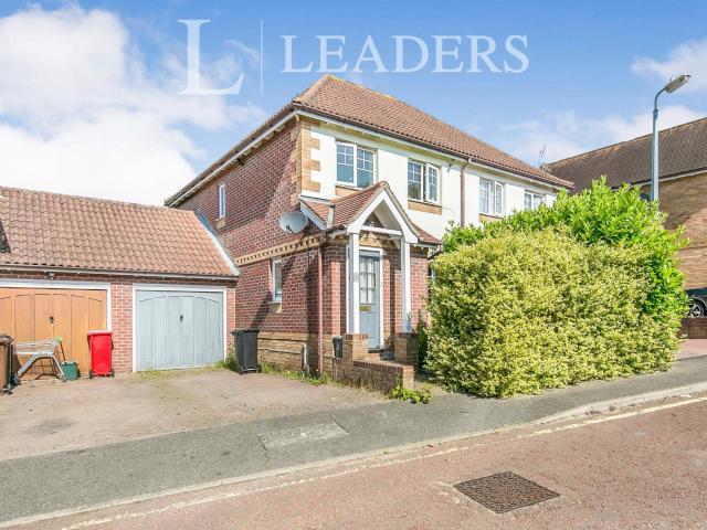 House to rent in Riddles Drive, Colchester, CO4 | Leaders