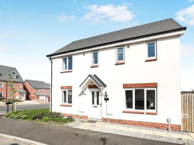 House to rent in Rosemary Hill, Newcastle, ST5 | Leaders