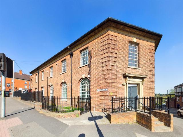 house to rent in St. Marys Gate, Chesterfield