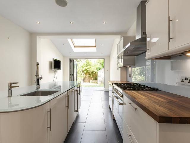 house to rent in St. Albans Avenue, London, W4