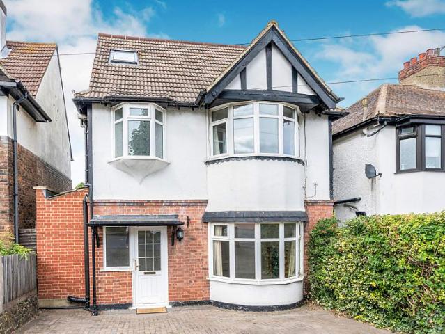 House to rent in Stanley Park Road, Carshalton, SM5 | Leaders