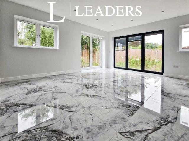 House to rent in Station Approach, Canvey Island, SS8 | Leaders