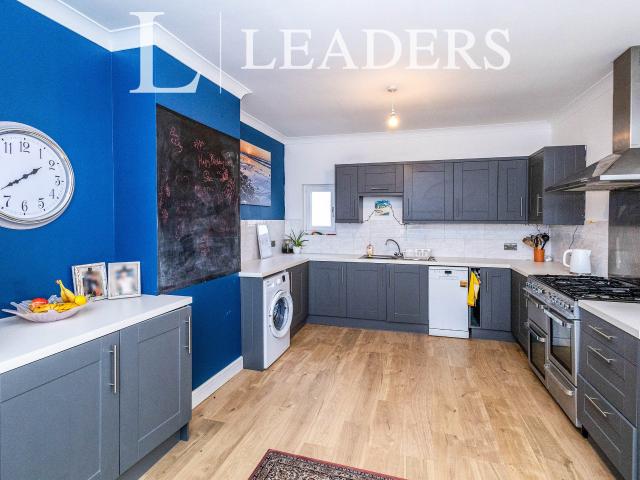 House to rent in Station Road, Hayling Island, PO11 | Leaders